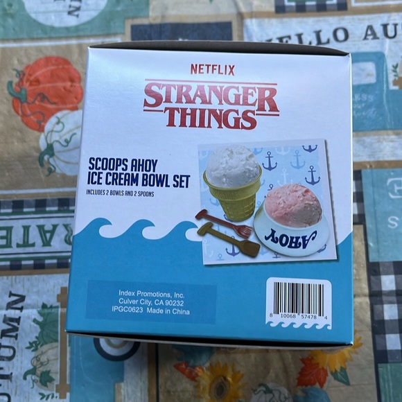 Netflix | Kitchen | Netflix Stranger Things Scoops Ahoy Ice Cream Bowl ...